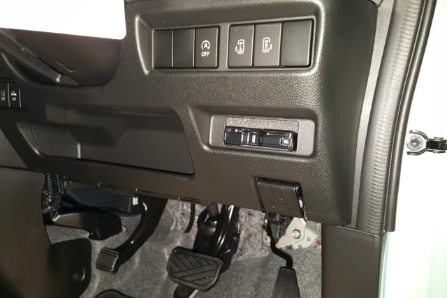 スペーシアギア ナビゲーション/ETC車載器／ドライブレコーダー取付 | Bitt garage